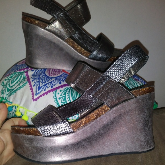 Pierre Dumas | Shoes | Pierre Dumas Platform Wedge Hester Sandals ...